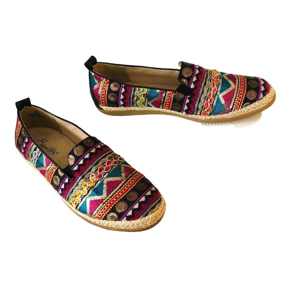 Beacon | Shoes | Beacon Women 2 Espadrille Multi Colored Embroidered ...
